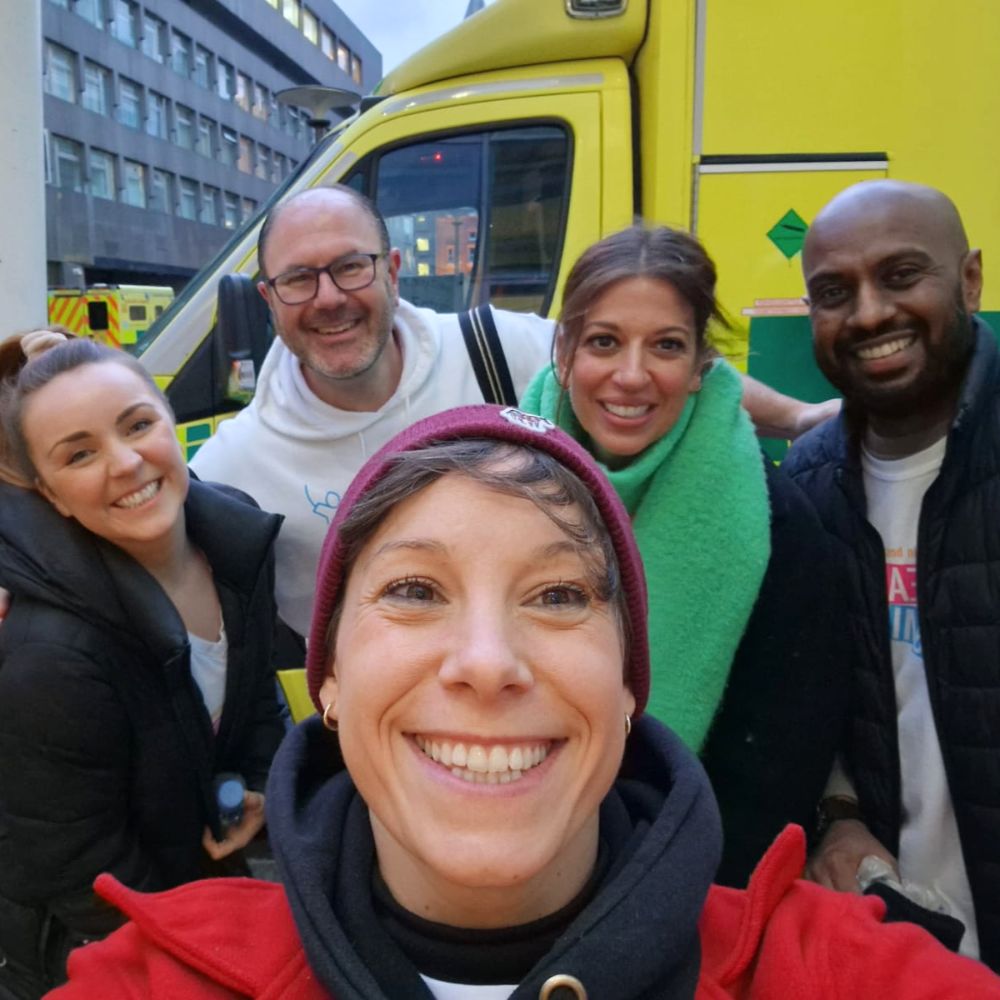 Suzi Ruffell and Dinesh Nathan visit • Spread a Smile